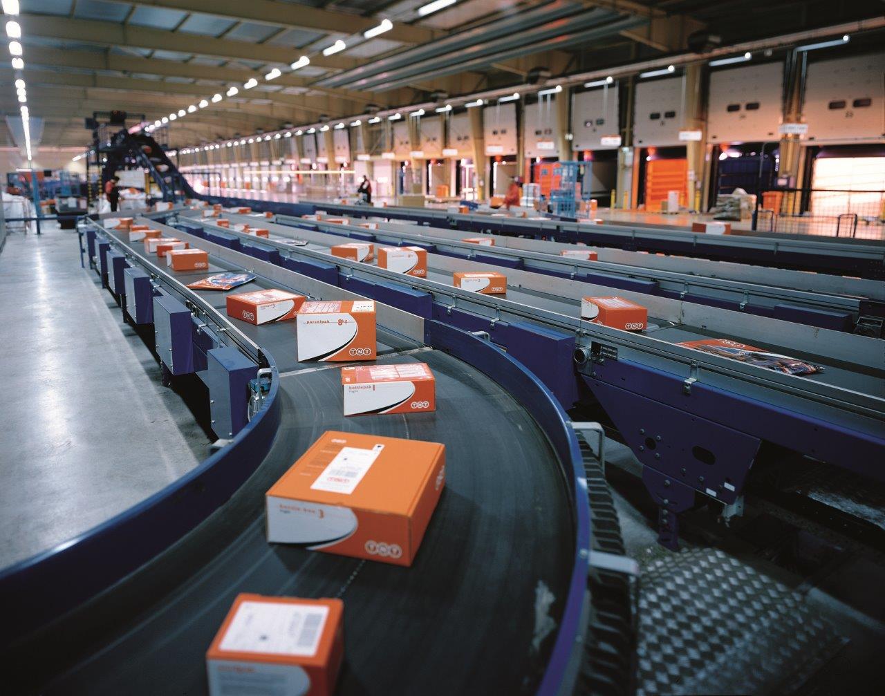 TNT Express inwestuje w automatykę - Służby Utrzymania Ruchu - wiedza ...